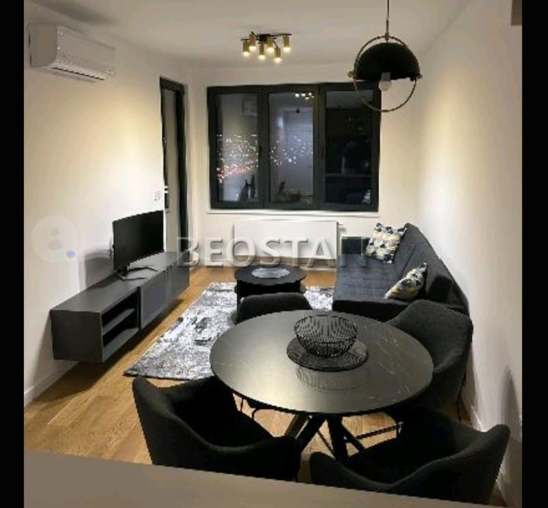 Novi Beograd - Lastavice garaza #66316
750 €