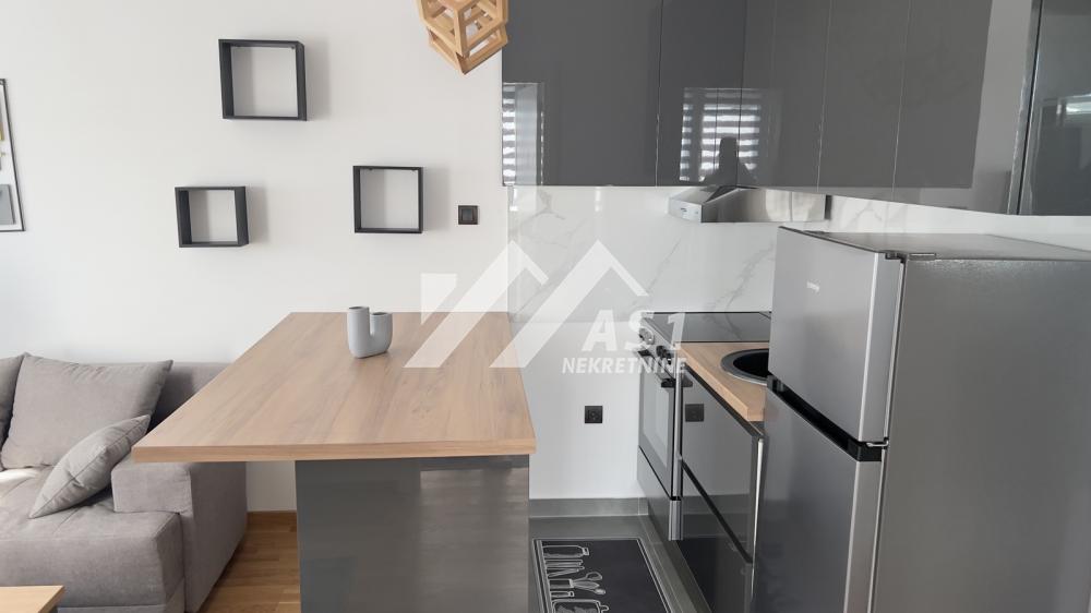 Izdajem LUX jednoiposoban stan na Telepu !! - novogradnja ID#5641
450 €