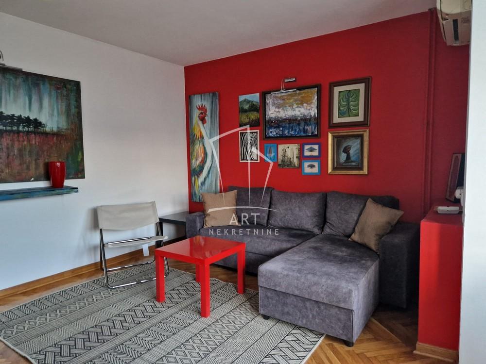 Stan na odličnoj lokaciji, mereno 41 m2 ID#13786
600 €