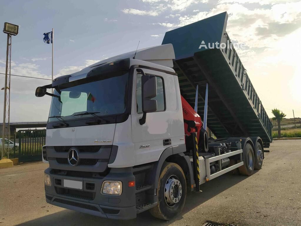 Mercedes-Benz ACTROS 25 32 kiper
