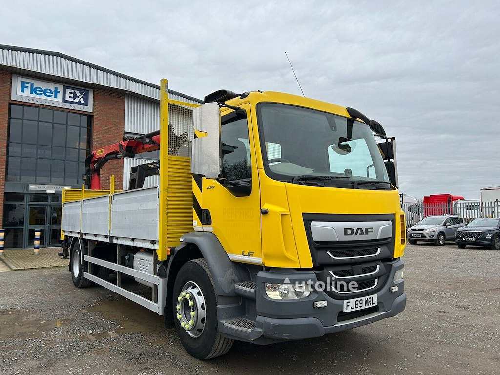 DAF LF290 kamion s ravnom platformom