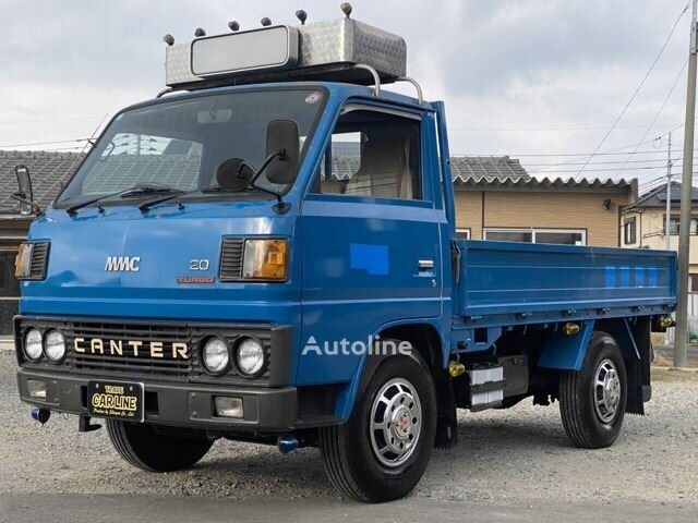 Mitsubishi CANTER kamion s ravnom platformom