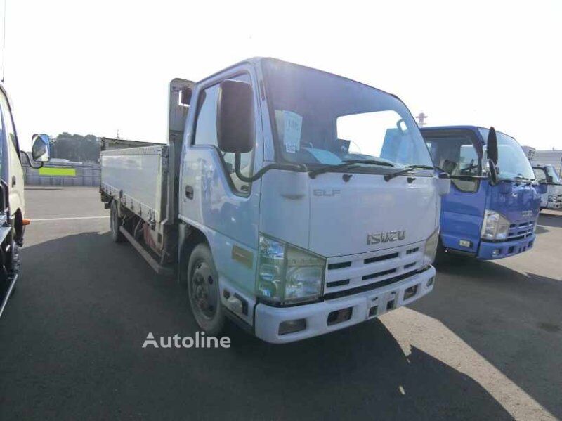 Isuzu ELF kamion s ravnom platformom