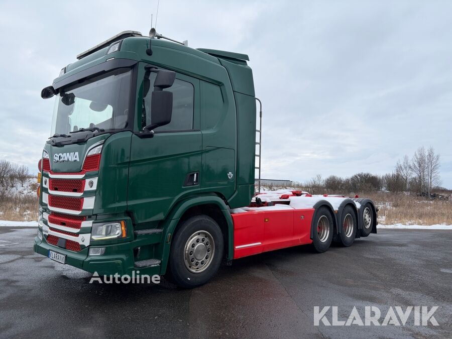 Prodaje se Scania R520 rol kiper sa kukom na aukciji