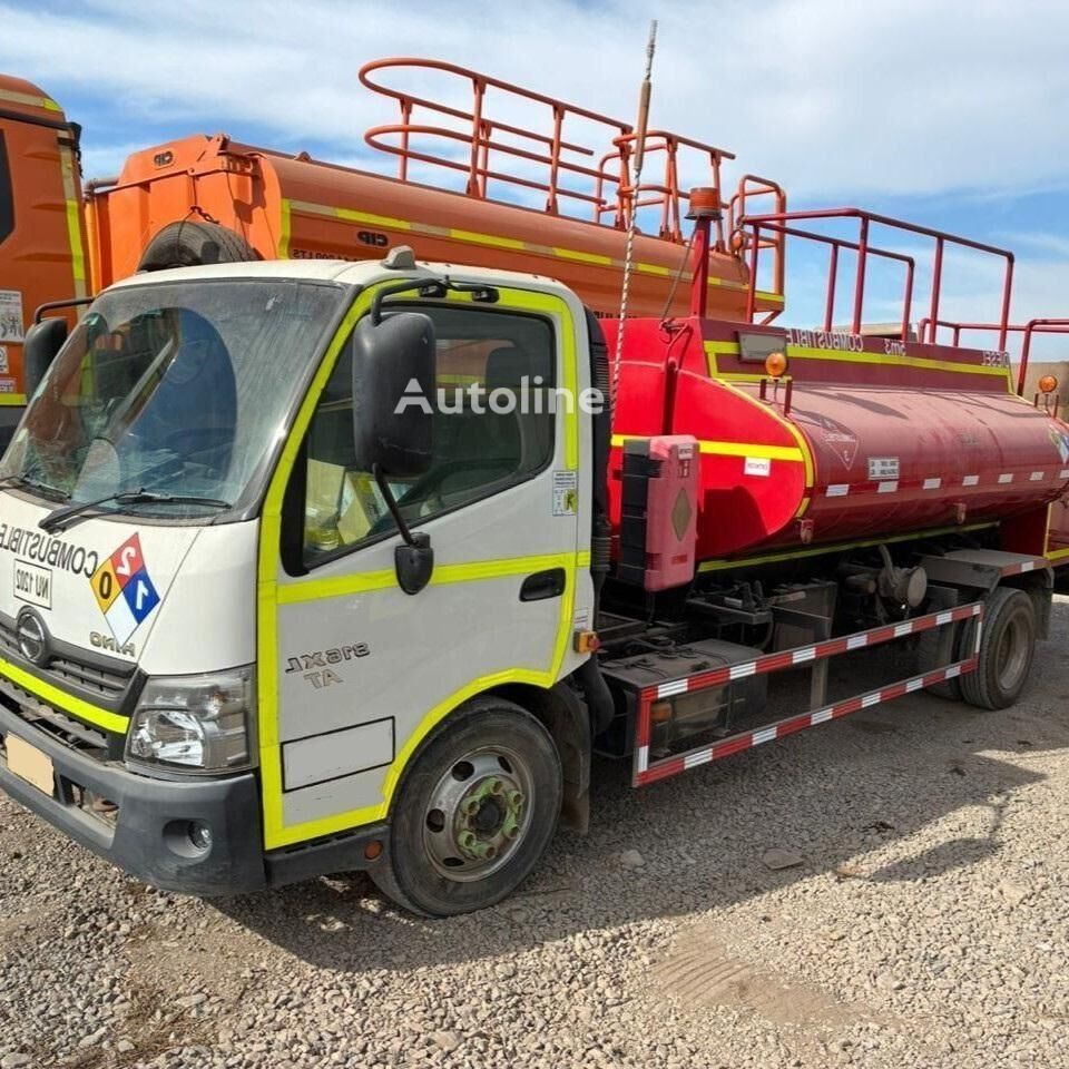Hino HINO XZU 8.5 EST PET autocisterna za gorivo