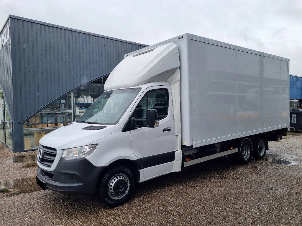 Mercedes-Benz Sprinter 516 CDI / 6x2 / Clixtar / Webasto / 27 m³ / Payload 3.3 kamion furgon < 3.5t