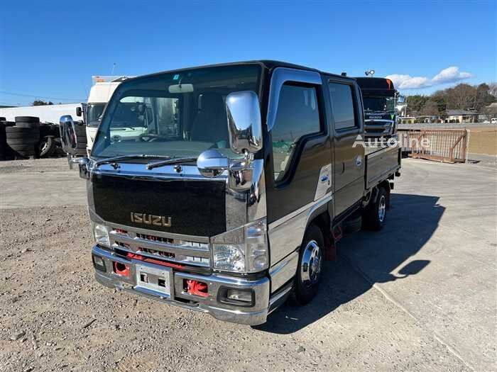Isuzu ELF kamion s ravnom platformom < 3.5t