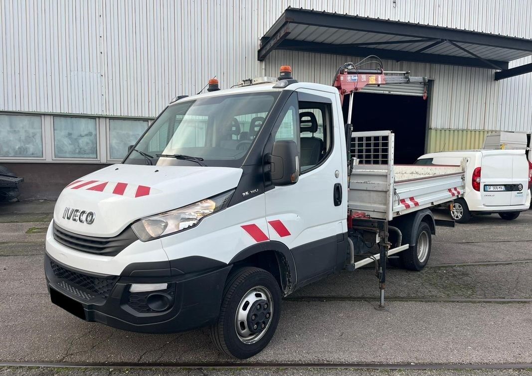 IVECO Daily 35C14 Tipper / Crane kamion kiper < 3.5t