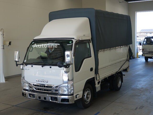 Isuzu ELF kamion s ceradom < 3.5t