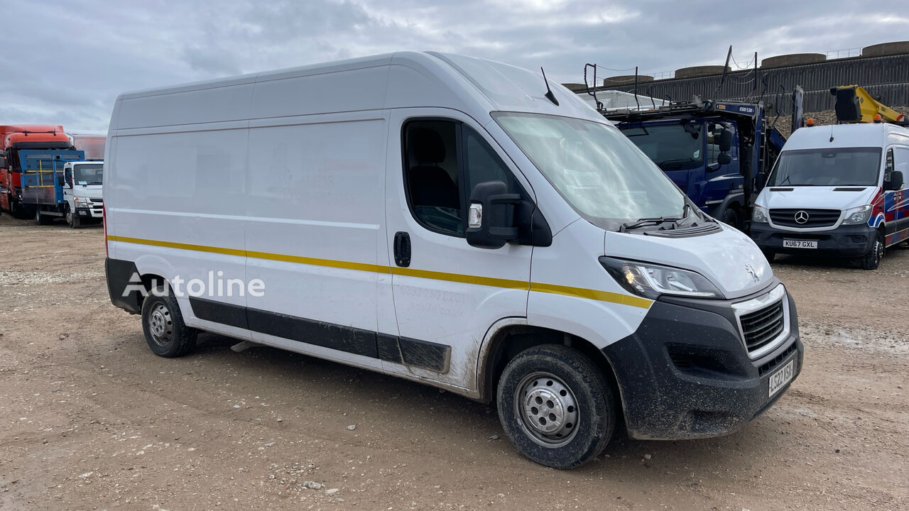 Prodaje se Peugeot BOXER 335 2.2 BLUE HDI minibus furgon na aukciji
