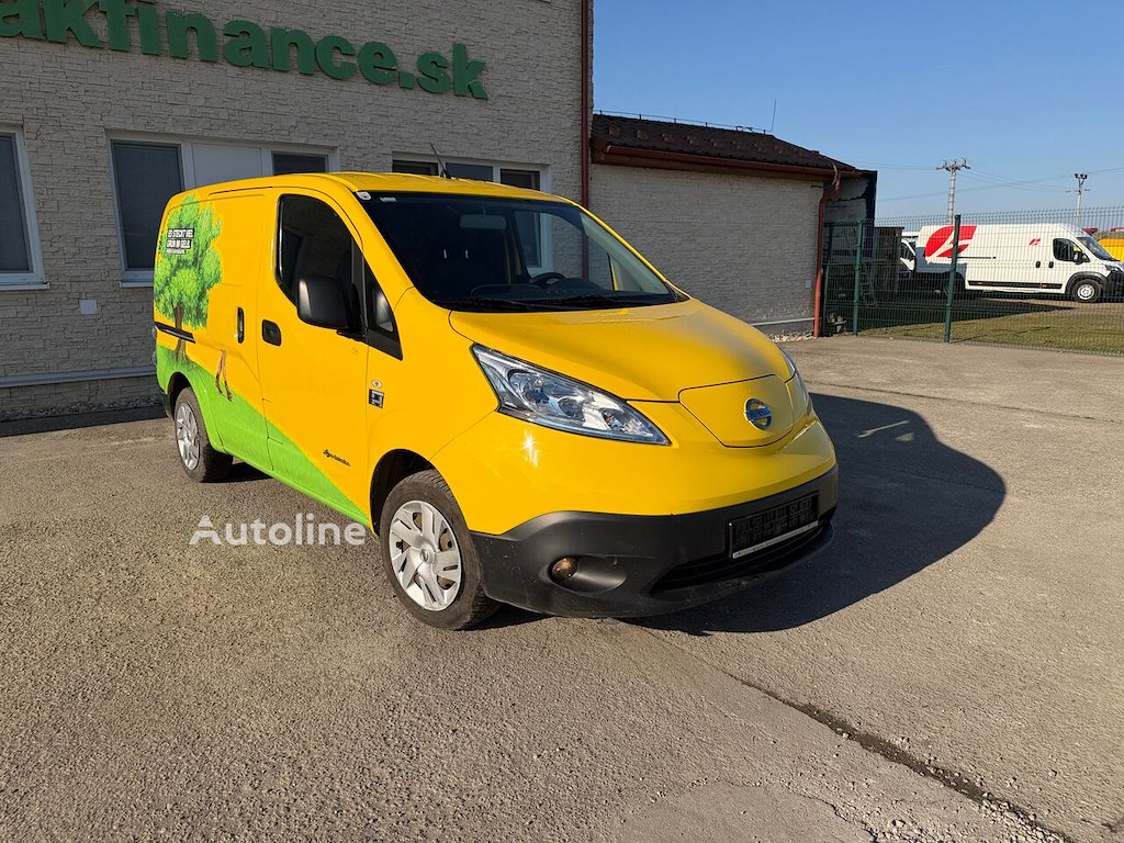 Nissan e-NV200 VIN 834 minibus furgon