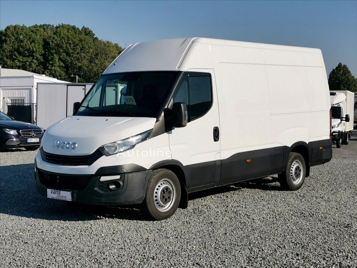 IVECO Daily 35S16 střední/ klima/ ČR minibus furgon