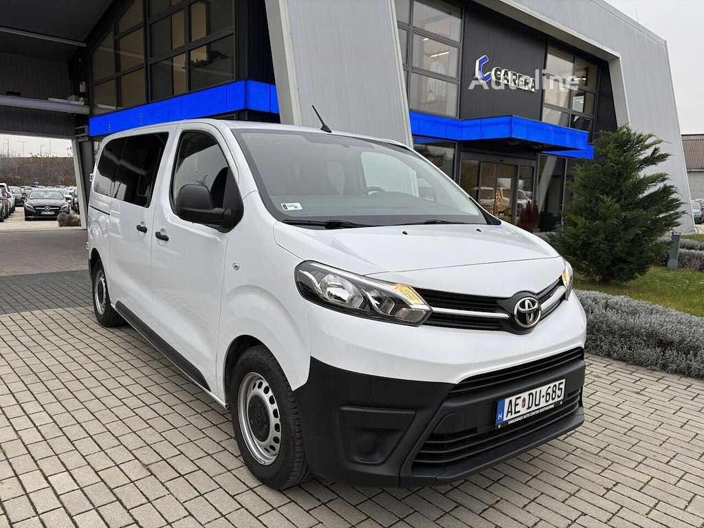 Toyota PROACE 2.0 D-4D Combi Professional L1H1 kombi minibus