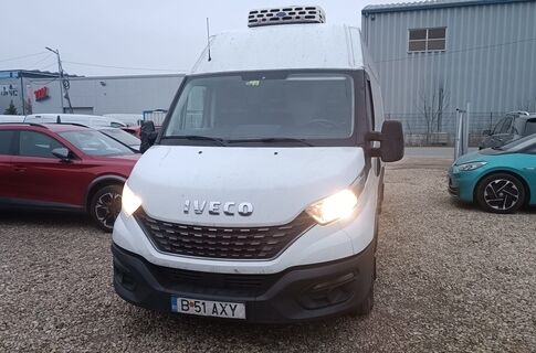 IVECO DAILY 35S18 minibus hladnjača