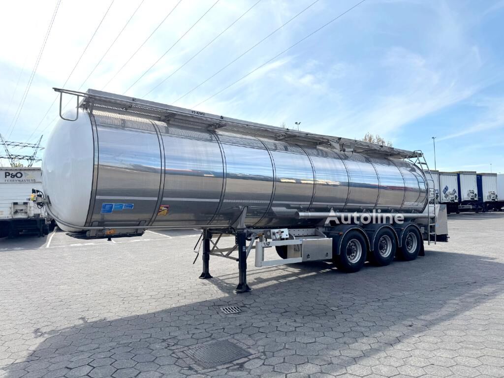 LAG Trailer Tanker Edible 33 M3 Capacity in Liters cisterna za prevoz hrane
(556491)