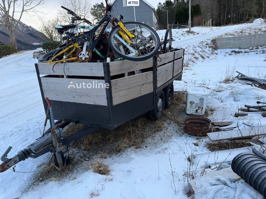 Lauri Ben Lawers auto prikolica