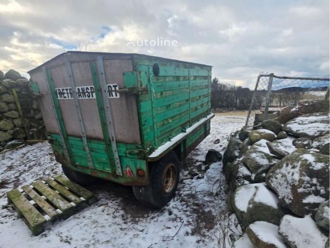 Prodaje se Moelven NV25 prikolicu za prevoz stoke na aukciji