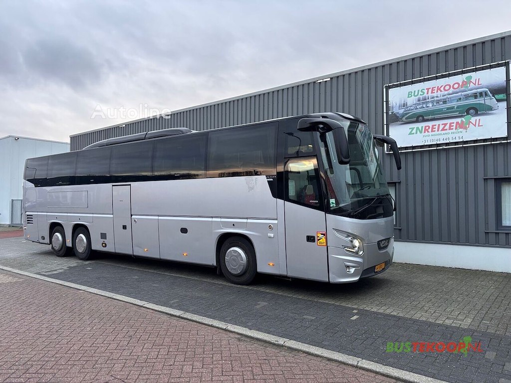 VDL Futura FHD2-131/410 turistički autobus