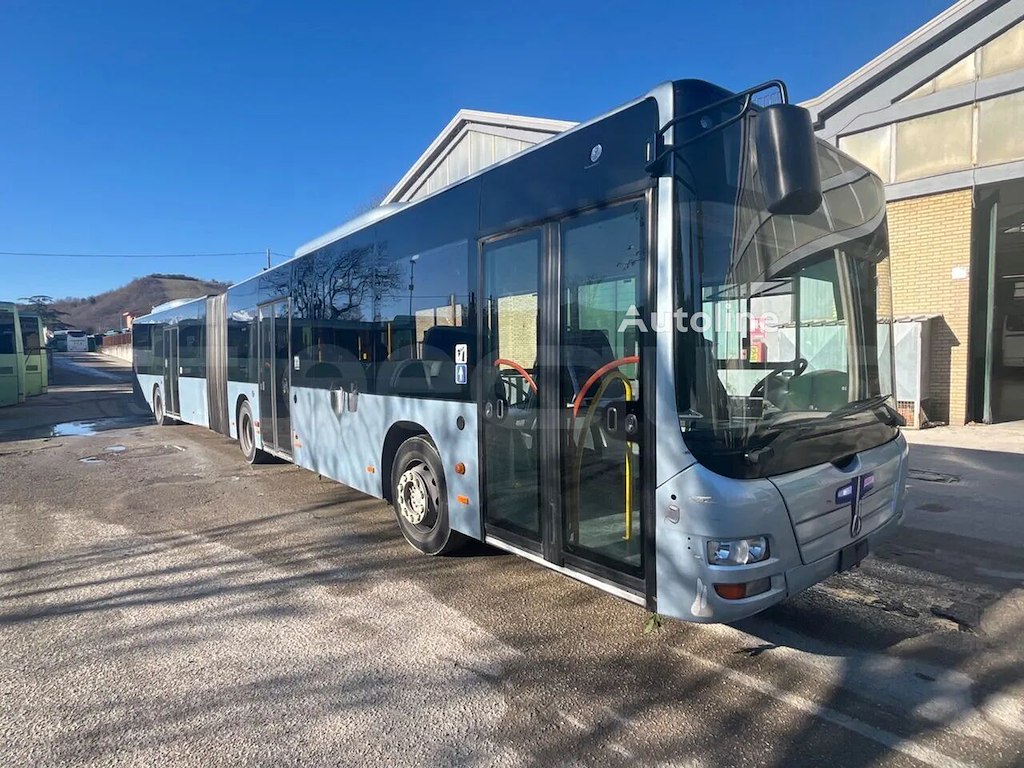Prodaje se MAN Lion's City zglobni autobus na aukciji