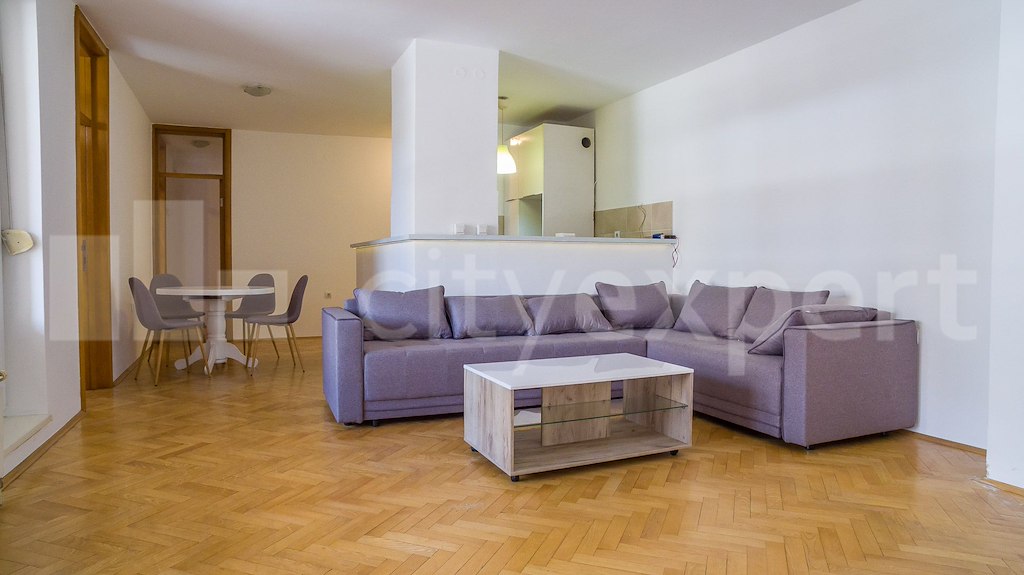 Stan za izdavanje BEZ PROVIZIJE: Dvosoban, 72m², Gandijeva, Novi Beograd - 650€