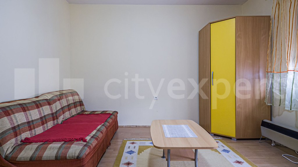 Stan za izdavanje BEZ PROVIZIJE: Garsonjera, 30m², Rentgenova, Medijana - 220€