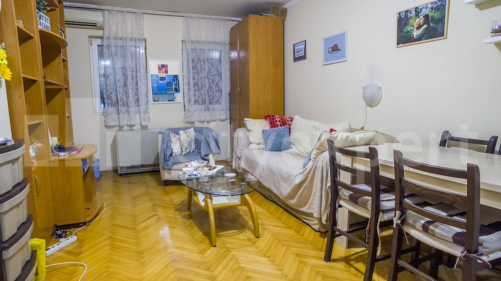 Stan za prodaju BEZ PROVIZIJE - Jednoiposoban, 38m², Bata Lakina, Palilula - 144300€