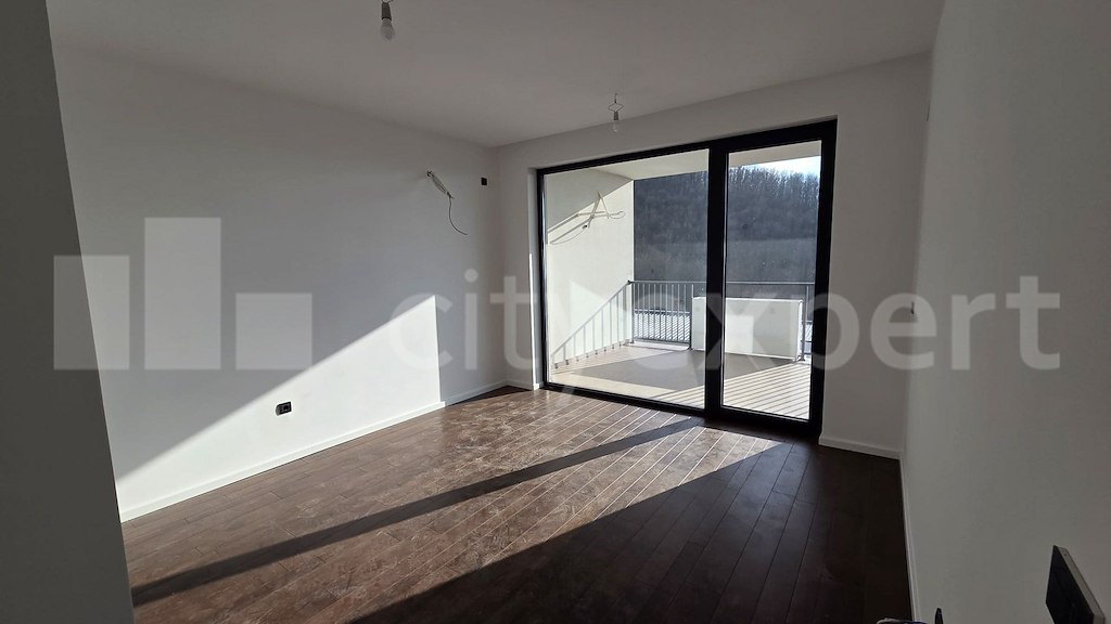 Stan za prodaju BEZ PROVIZIJE - Dvosoban, 63m², Prvomajska, Sopot - 120000€