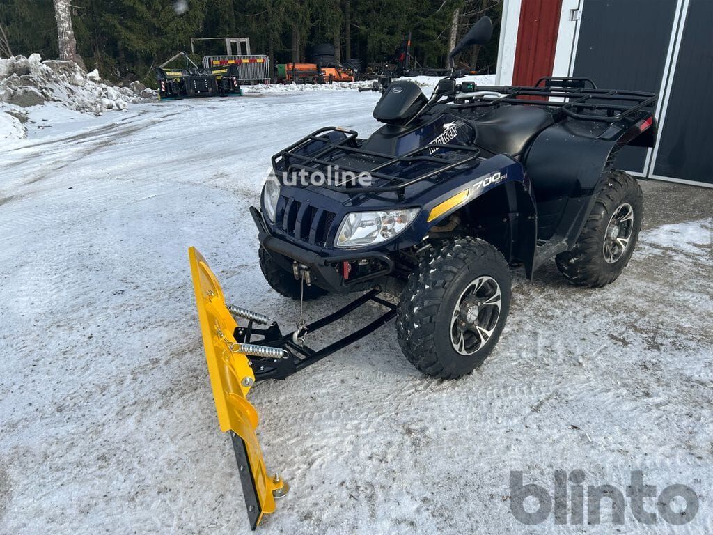 Prodaje se Arctic Cat 700 četverocikl na aukciji