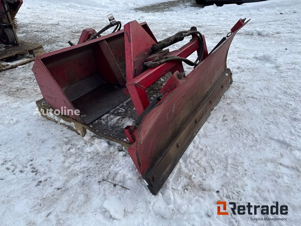 Prodaje se Rimas 100cm skovl og 125cm skrabeblad raonik za sneg na aukciji
