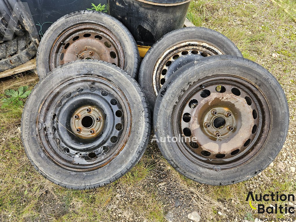 Prodaje se Tires with rims točak na aukciji
