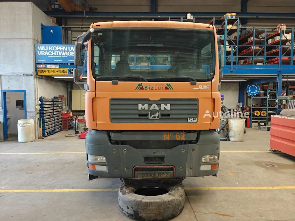 MAN TGA 33-30 DFAK 6X6 - e kabina za MAN TGA