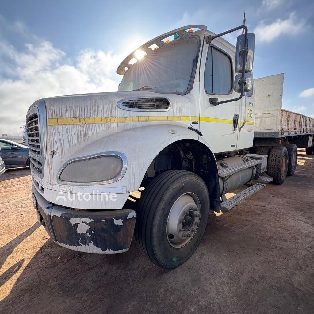 Freightliner M2 112 tegljač