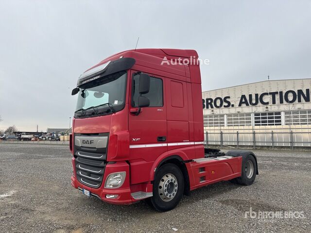 Prodaje se DAF XF105-480 tegljač na aukciji