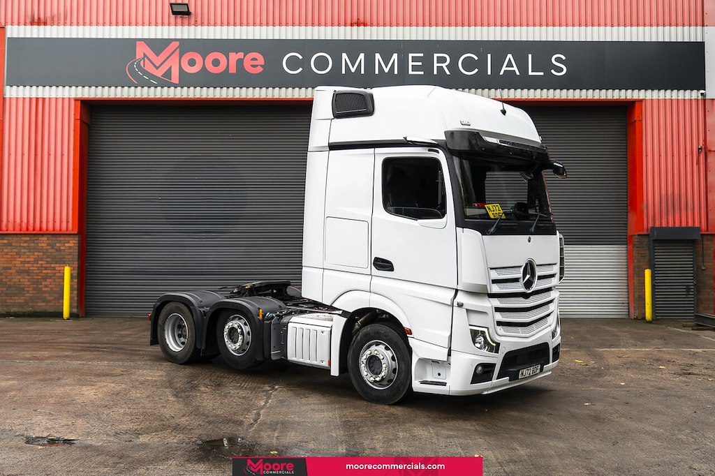 Mercedes-Benz Actros L 2551LS Giga Space tegljač