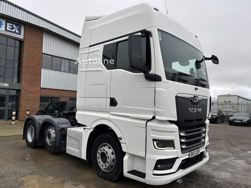 MAN TGX 3 26.510 *HIGH ROOF DK72 ZD tegljač