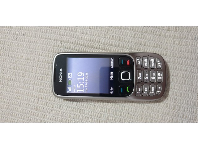 Nokia 6303ci br138 EXTRA stanje, life timer 36:55, orig