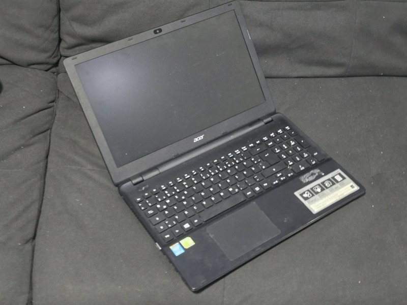 ACER ASPIRE E5-571G i5 8GB 1TB NVIDIA 840M – POVO