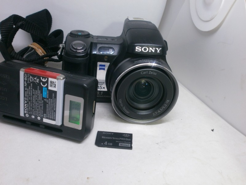 Sony Cybershot DSC-H7