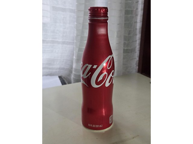 Coca cola aluminiumska flasica