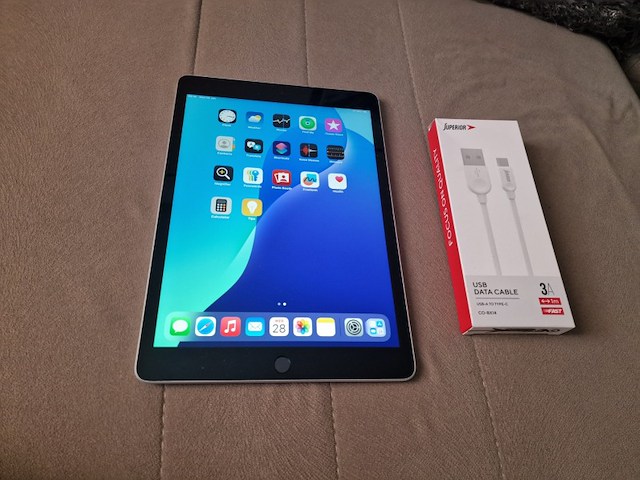 iPad 9