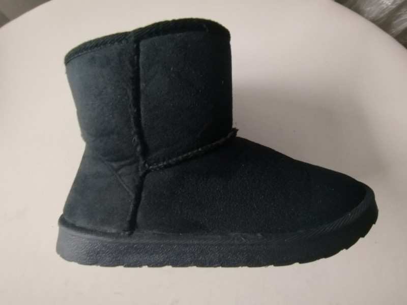 Germany MODERNE UDOBNE ČIZME kao UGG 39-25,5cm