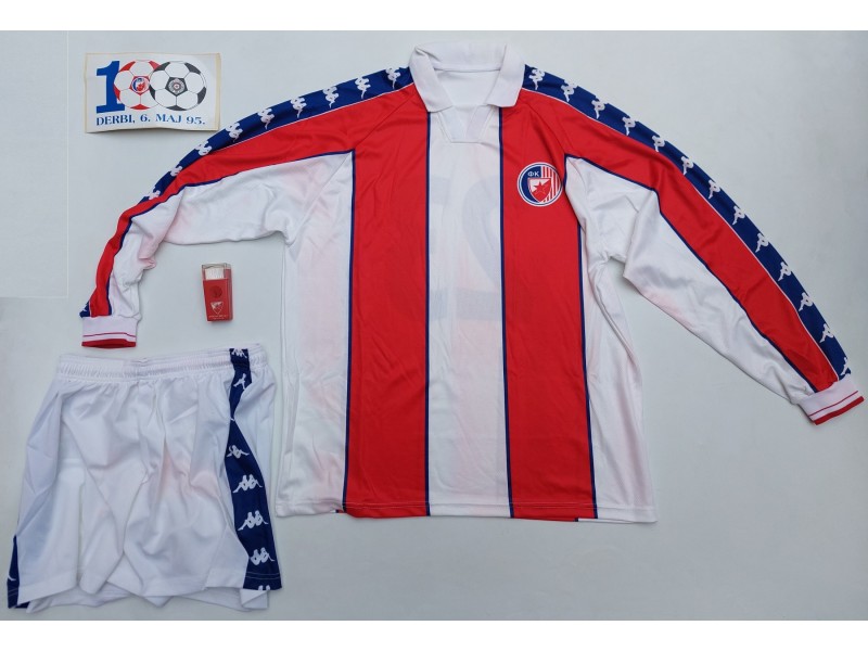 CRVENA ZVEZDA KOMPLET DRES VINTAGE I SORC +poklon nalep