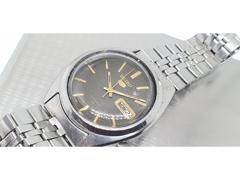 -- SEIKO 5 LEGENDARNI AUTOMATIK SAT SREĆNO --