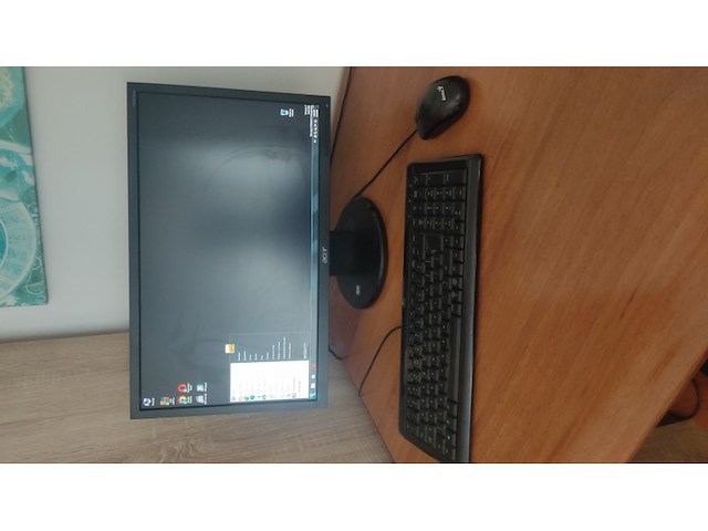 KOMPLETAN PC + 22` MONITOR | Quad-Core | Full HD