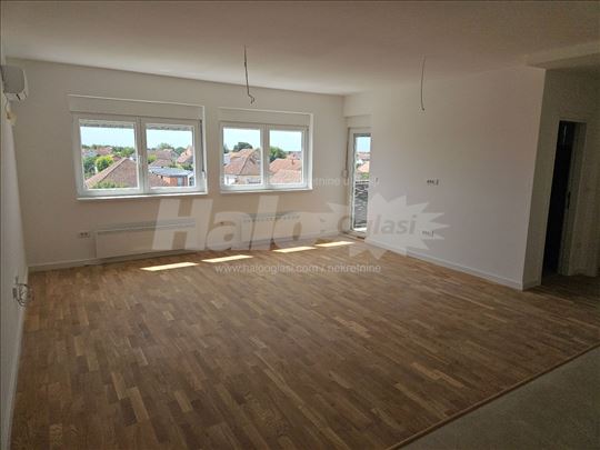 NOV, neuseljivan stan 56m² + Parking - Nova Pazova