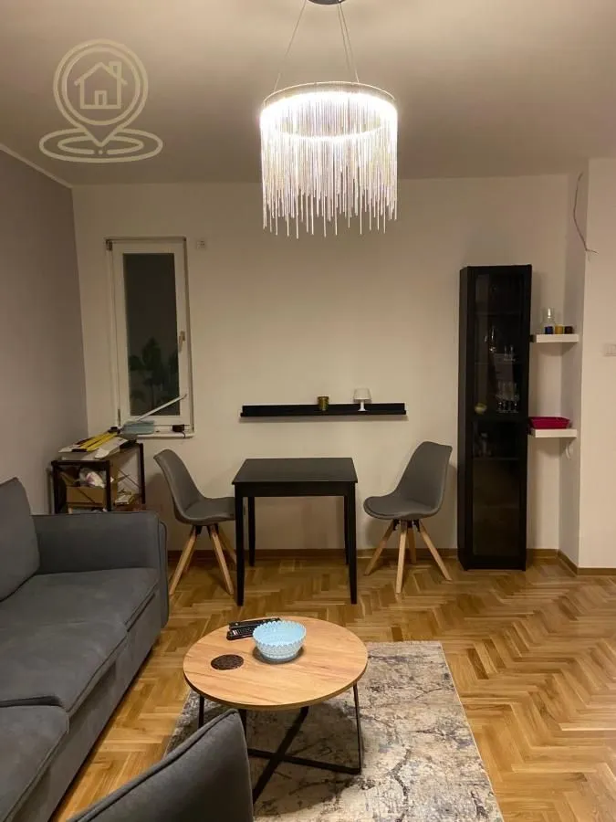 Izdavanje, dvosoban stan, 50m², Stari Grad, Beograd