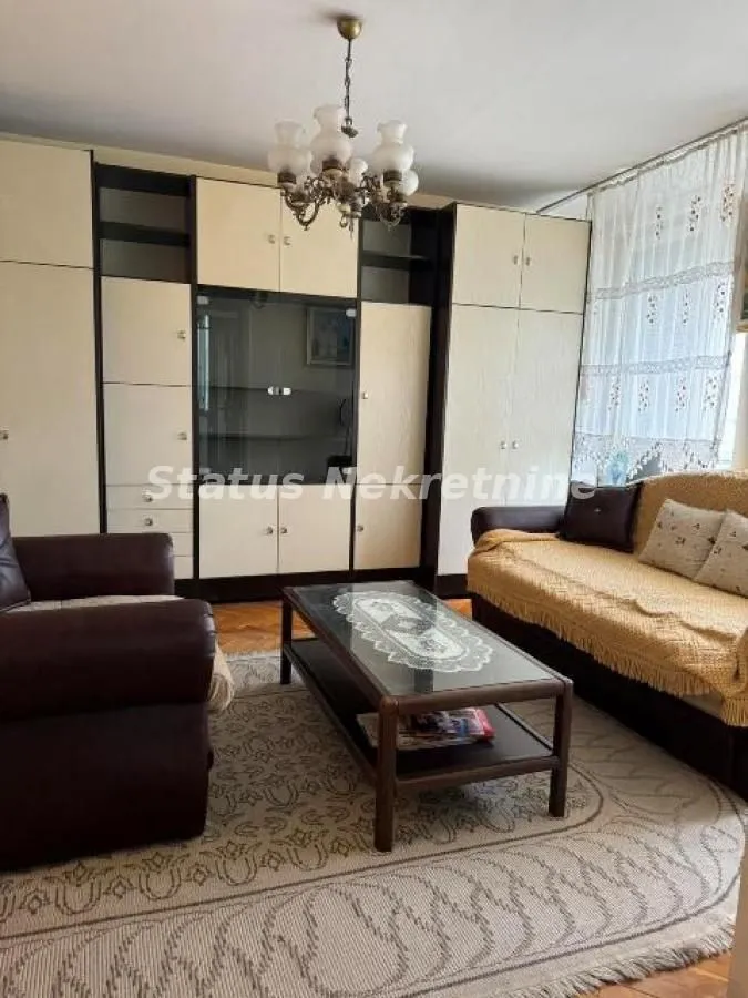 Izdavanje, dvosoban stan, 53m², Bulevar Oslobodjenja, Novi Sad Sve Podlokacije