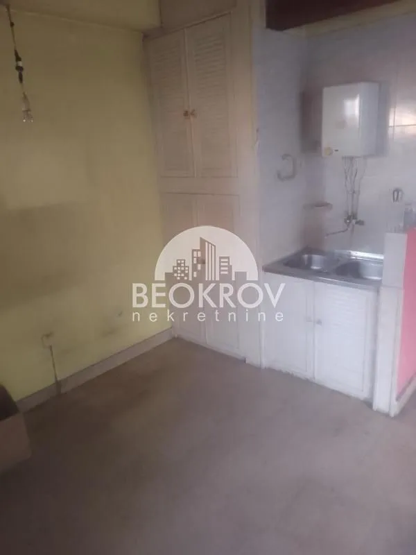 Izdavanje, poslovni prostor, 34m², Savski Venac, Beograd