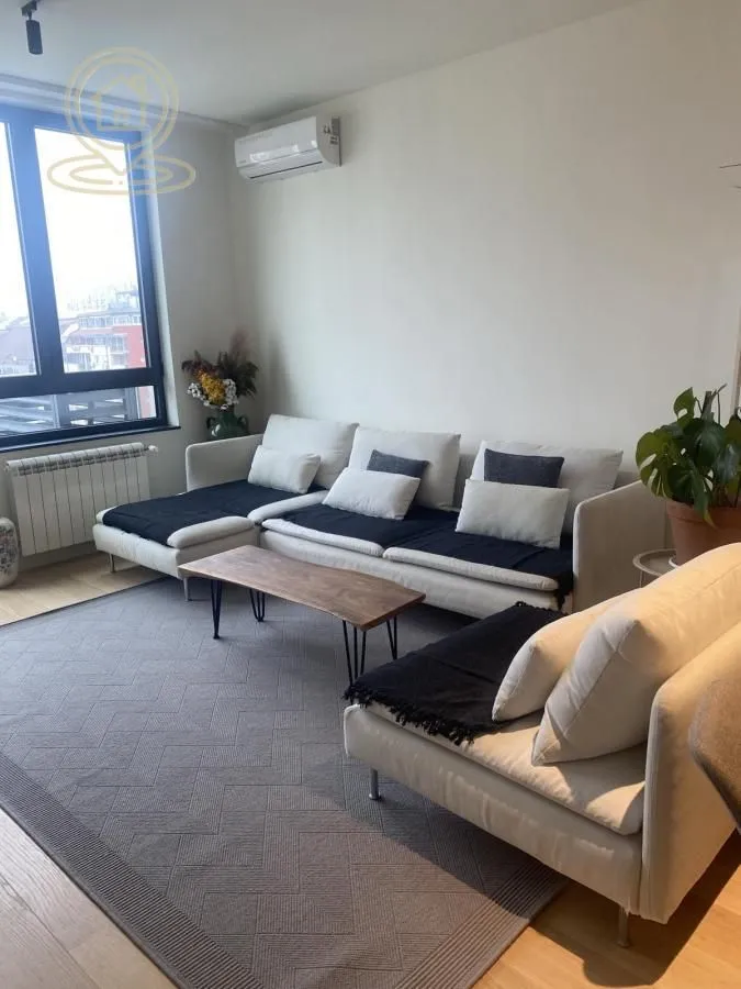 Izdavanje, dvosoban stan, 55m², Savski Venac, Beograd
