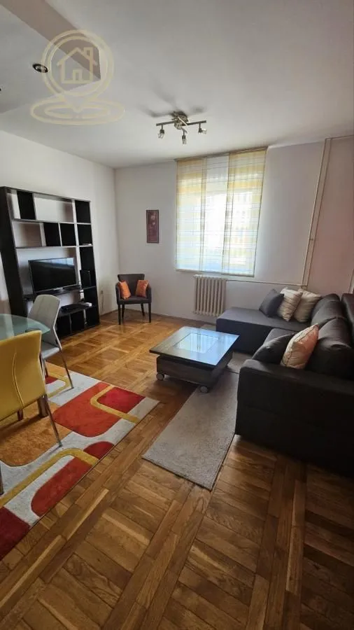 Izdavanje, jednosoban stan, 40m², Centar, Novi Sad